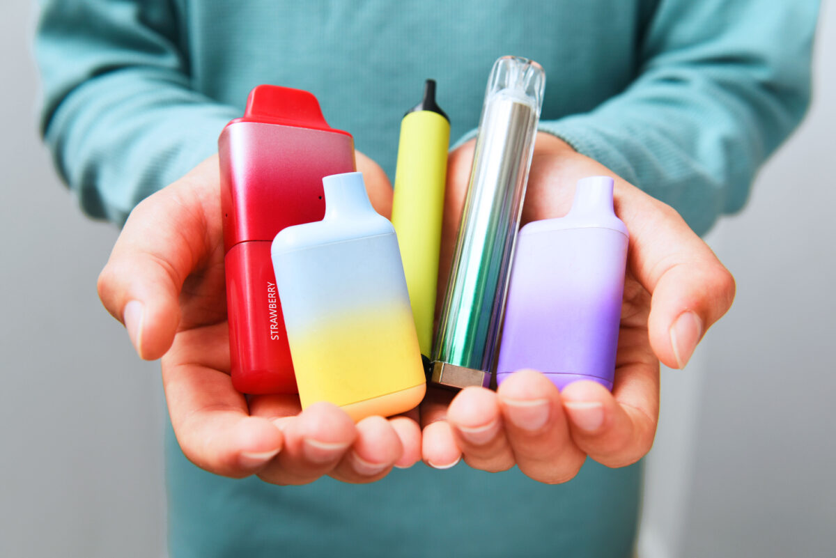 UK teens who currently vape as likely to start smoking as their peers ...