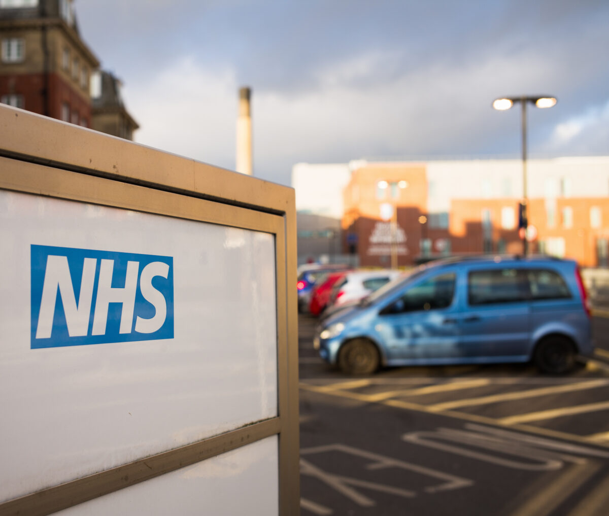 A third of licensed GPs in England not working in NHS general practice ...